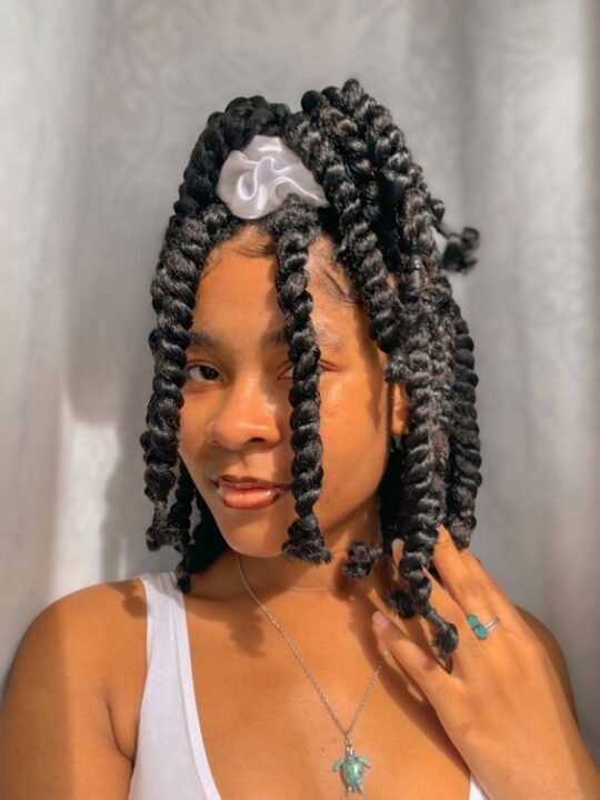 42 Beautiful Passion Twists Hairstyle Ideas on Natural Hair - Happily Curly
