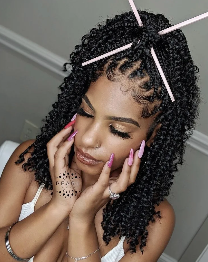 26 Gorgeous Knotless Braids With Curls Styles - Happily Curly